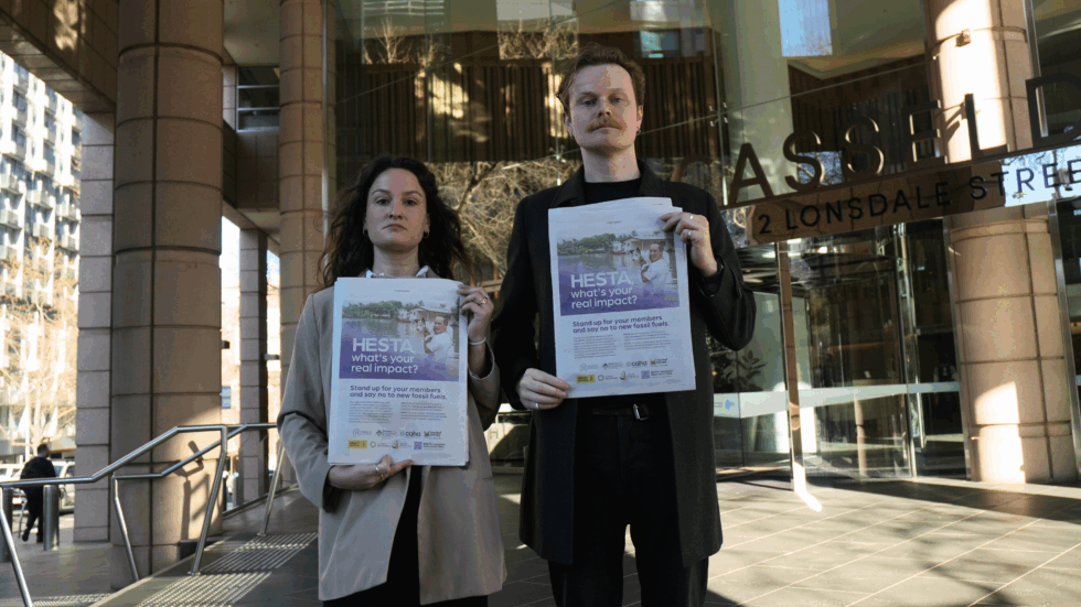 Health workers and super fund members rally, demanding HESTA rejects ...
